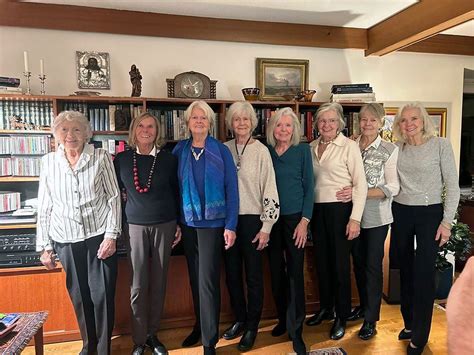 The Secret To Getting Along From Eight Sisters Who Reunited In