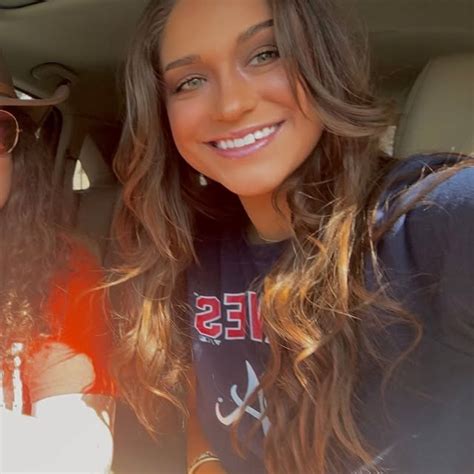 𝕃𝕖𝕩𝕚 lex f Threads Say more 𝕃𝕖𝕩𝕚 lex f Threads Say more