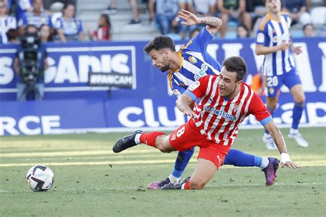 Fotos Las Mejores Jugadas Del Ponferradina Sporting El Comercio Diario De Asturias