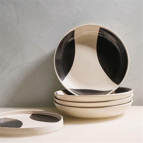 Circle Pasta Plate Elle Decor