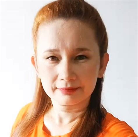 นวดผ่อนคลายนวดฝ่าเท้าด้วยตัวเอง นวดฝ่าเท้า นวดคลายเส้นตึง บริหารเท้า