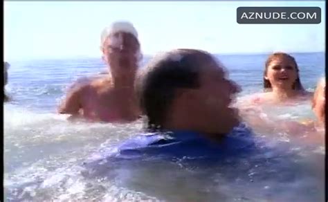 Pamela Anderson Sexy Scene In Baywatch AZNude