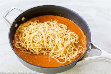 Vegetarian Spaghetti Sauce Less Than 15 Minutes