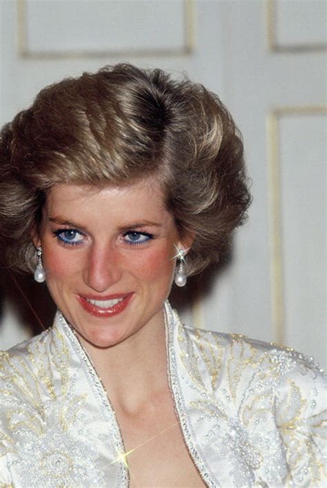 Pin By Katia Alima On Princess Diana Princess Diana Fashion Princess