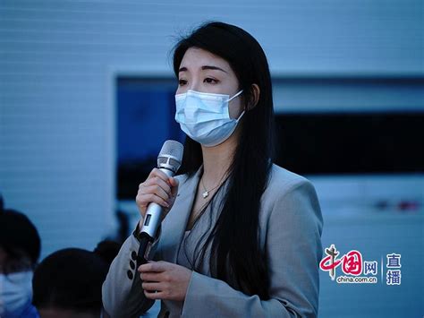 中央广播电视总台记者提问国务院联防联控机制权威发布（2021年8月5日）现场图片中国政府网