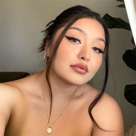 Itzel🍒 Itzelibarraa • Instagram Photos And Videos
