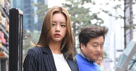사진 걸스데이 혜리시선 사로잡는 하의실종 패션
