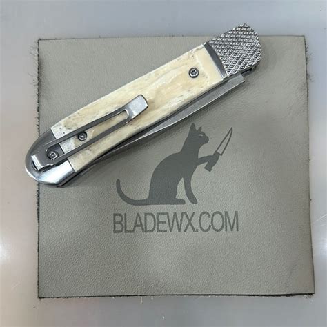 Cobra Tec Trapper Hidden Release White Unlimitedbladeworkz