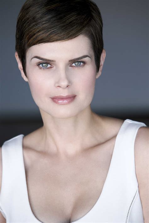 Carrie Genzel Actor Cinemagia Ro