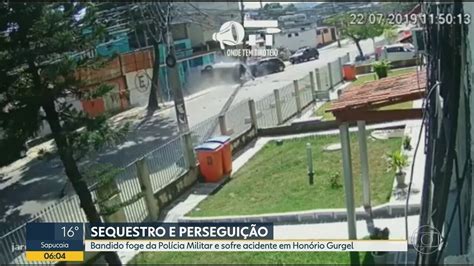 Vídeo Sequestro relâmpago termina perseguição e tiroteio em