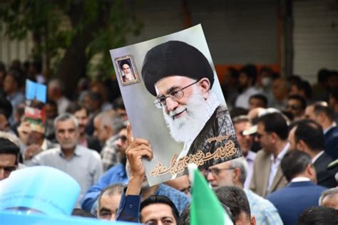 راهپیمایی حمایت از مردم فلسطین در لرستان برگزار شد عکس