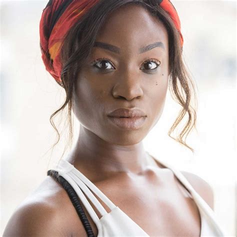 Adele Oni 819×819 Breaking The Fourth Wall