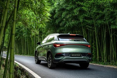 Byd Atto 3 Electric Suv Deliveries Begin 2200 Bookings Gaadikey