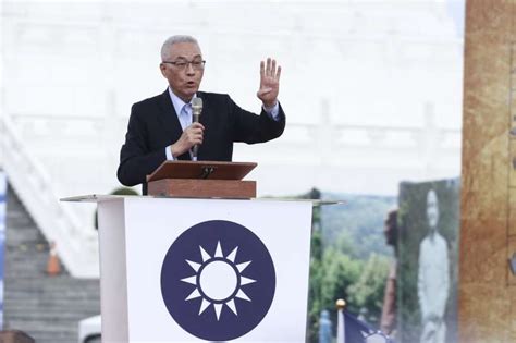 與藍營太陽們會面全破局 吳敦義臉書po搞笑影片「難道義哥臭了嗎？」 風傳媒
