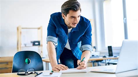 the path to a full stack web developer career