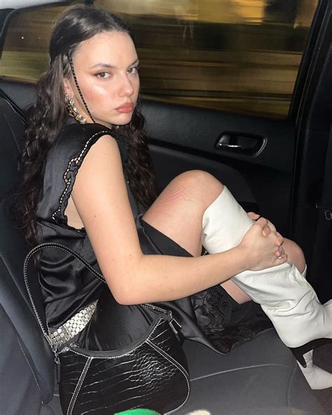 Dafne Keen Style Clothes Outfits And Fashion • Celebmafia