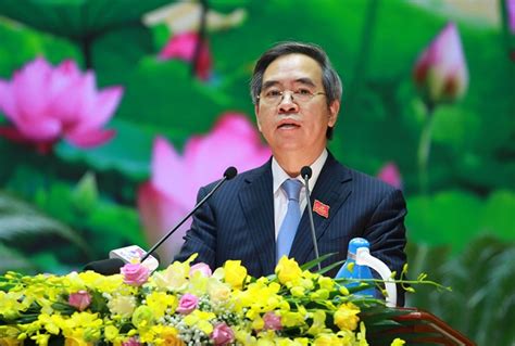 充分发挥中央机关党委的政治核心地位 越南共产党 第十三次全国代表大会