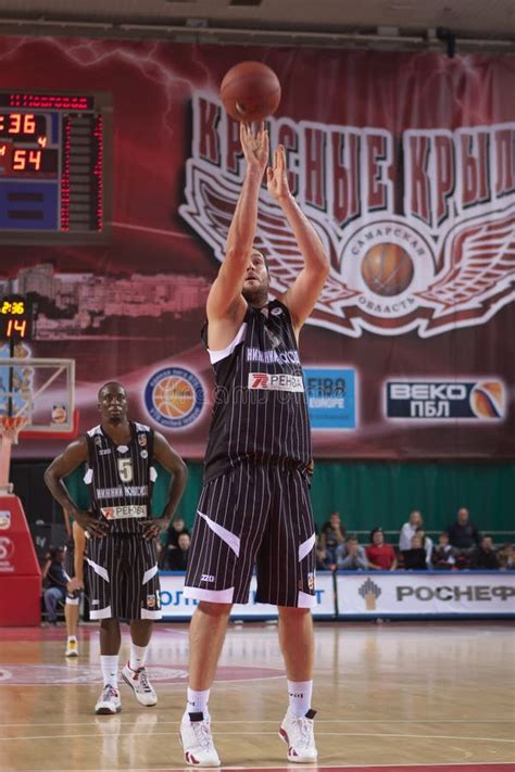 Dragan Labovic Foto De Archivo Editorial Imagen De Vertical 28080853