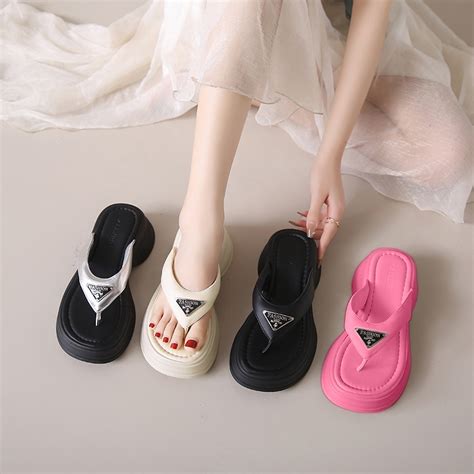 Gfshop กำลังมาแรง รองเท้าแตะหูหนีบแฟชั่น สไตล์ตัวแม่ ตัวมัม สีสวยฉ่ำมากแก เบามากนุ่มนิ่มสุดๆ ใส่