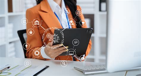 디지털 트랜스포메이션 기술 전략 노트북 태블릿 스마트폰을 사용하는 여성 아이디어의 변형과 채택 가상현실에 대한 스톡 사진 및 기타 이미지 Istock