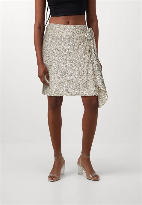 Never Fully Dressed Sequin Jaspre Mini Skirt Silversilver Coloured