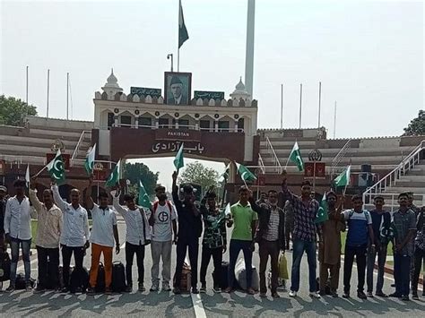 India Repatriates 18 Pakistani Nationals Via Attari Wagah Border