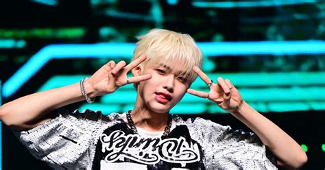 판타지 보이즈 김규래 큰 키에 귀여움 폭발 포토엔hd