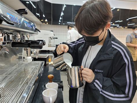 8월 5일 한호전 바리스타and소믈리에 미리보기 체험 학습이 한국호텔관광실용전문학교 한호전