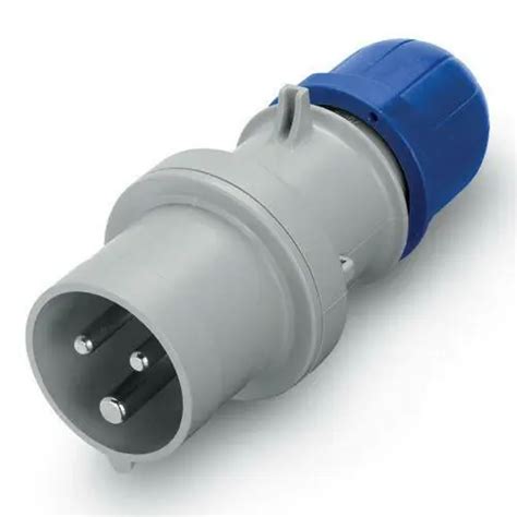Scame 3 Pin Blue Commando Plug And Sockets 240v 2p E 16amp Or 32amp Ip44