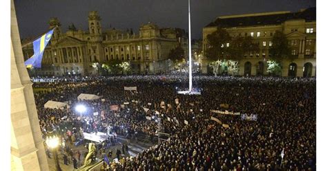 Унгария се вдигна срещу Орбан