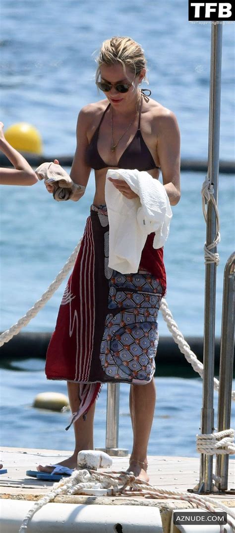 Sienna Miller Sexy Seen Showing Off Her Hot Body In A Skimpy Little