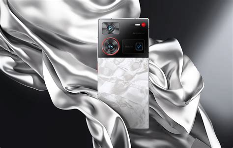 Resmi Rilis Nubia Z60 Ultra Leading Version Punya Desain Cakep