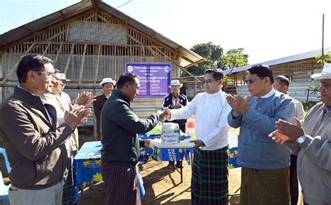 ကချင်ပြည်နယ်ဝန်ကြီးချုပ် မြစ်ကြီးနားမြို့ ပမ္မတီးကွင်းနှင့် ရွှေအိုက်က