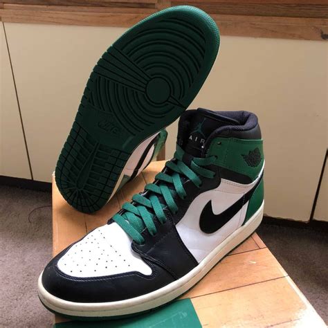 Air Jordan 1 Retro High Boston Celtics Air Jordan 332550 101 Goat