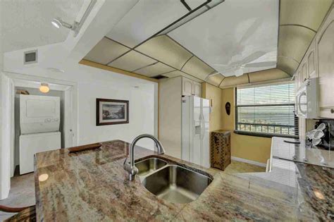 Island Crest 1103 Beach Front Mann Realty