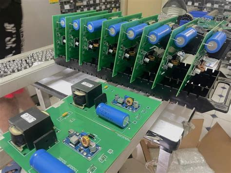 งานก็อปปี้วงจร รับก็อปปี้วงจร รับออกแบบ Pcb รับออกแบบวงจรอิเล็กทรอนิกส์ รับทำโปรเจคไมโคร