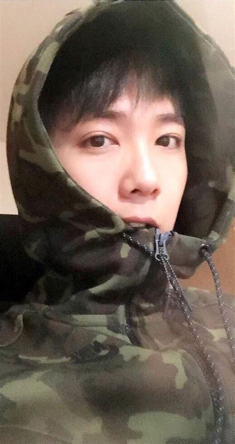 사진도 영상도 실물 못 담는다는 남자아이돌 인스티즈instiz 이슈 카테고리