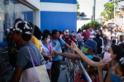 Em Campanha Para O 2º Turno Bolsonaro Lança Medidas Voltadas Para