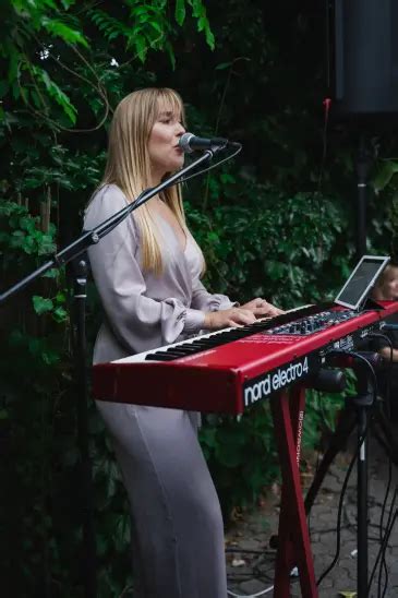 Michele Mahn Aus Achern Für Eure Hochzeit Buchen