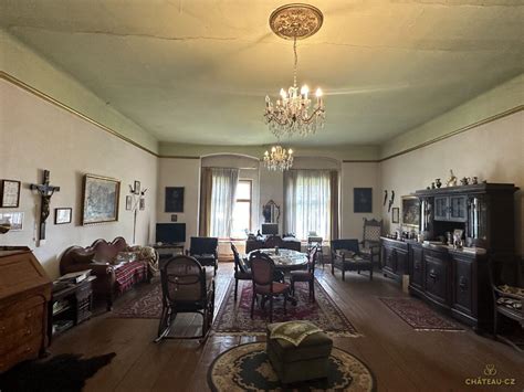 Chateaucz Zámek Měšice