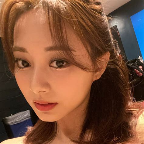Pin De Em Twice Em Twice Tzuyu Yuyu Sana Momo