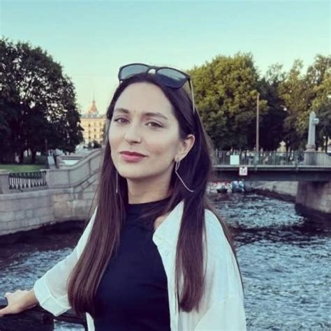 Natalia Radiónova Natalie Rnd • Threads Say More