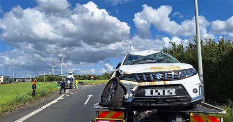 Zwaar Ongeval Op Afrit E40 In Gistel Mug Heli Brengt Bestuurder Naar