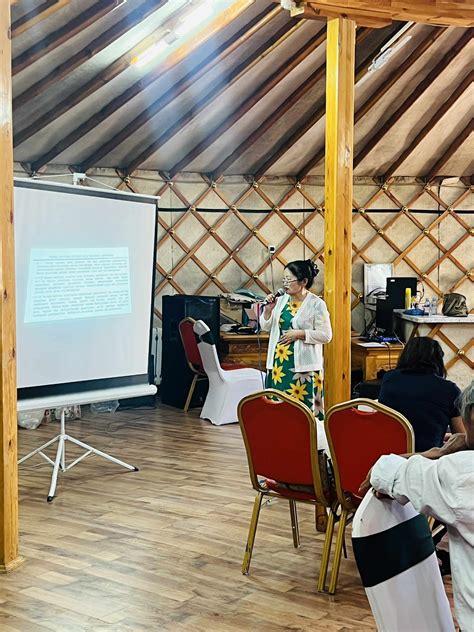 Дундговь аймгийн Улаан загалмайн хорооны албан ёсны хуудас Added A New Дундговь аймгийн