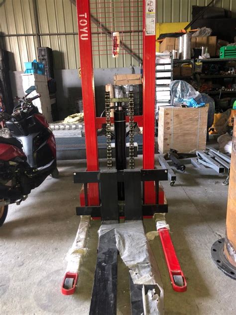 Manual Hydraulic Stacker Commercial And Industrial Industrial Equipment