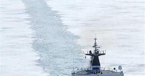 Senators Push For New Great Lakes Heavy Icebreaking Ship Wnmu Fm