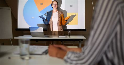 Cómo Crear un Plan de Ventas CREATIVISOCIAL