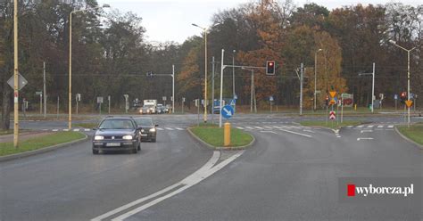 Uwaga na korki Zwężenie jezdni na Wojska Polskiego To kolejny etap przebudowy ul Arkońskiej