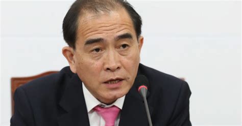 태구민 김정은 일어서거나 걷지 못하는 상태