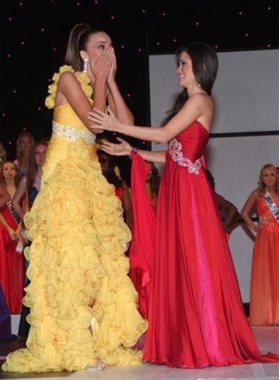 Courtney Smits Pictures